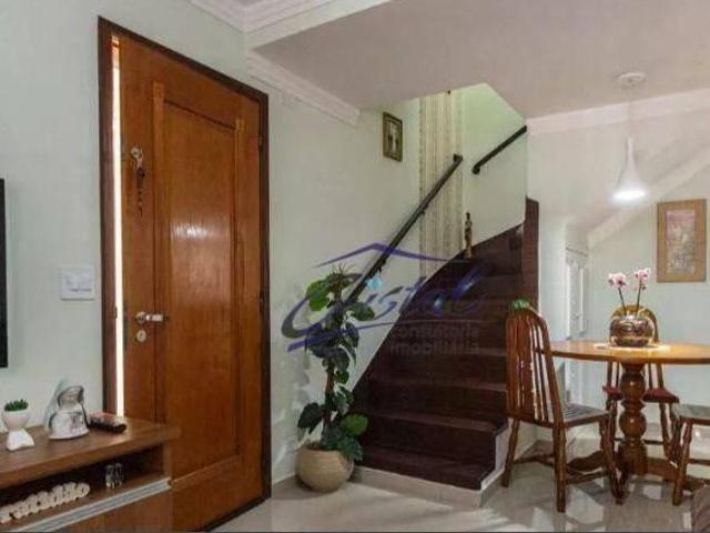 Casa Charmosa em Rua Tranquila