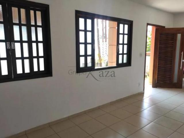 Casa Cidade Vista Verde 3 Dormitórios 250m²