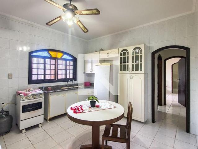 Casa, Cidade da Criança, 1 Quarto, 200 m2 Praia Grande
