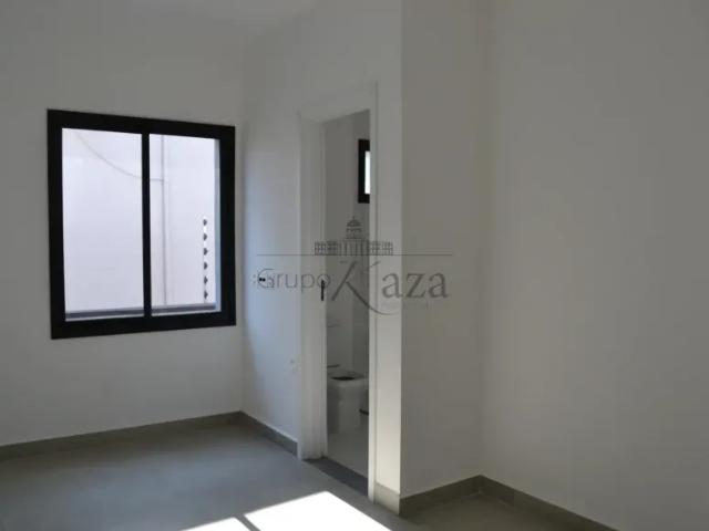 Casa Cidade Jardim 4 Dormitórios 594m²