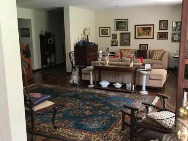 Casa Cidade Jardim 4 Dormitórios 754m²