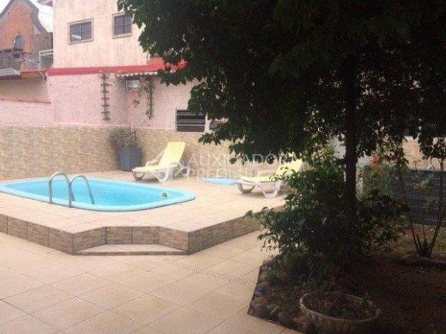 Casa cinco quartos, suite, piscina, Bairro Harmonia, Canoas