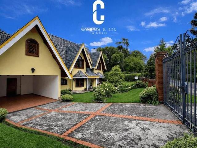 Casa Clássica á venda no Condomínio Jardim Véu da Noiva