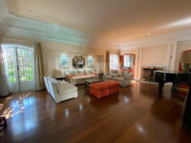 CASA CLASSICA E EXCLUSIVA NO ALTO DA BOA VISTA 3 SUITES 8 VAGAS PISCINA