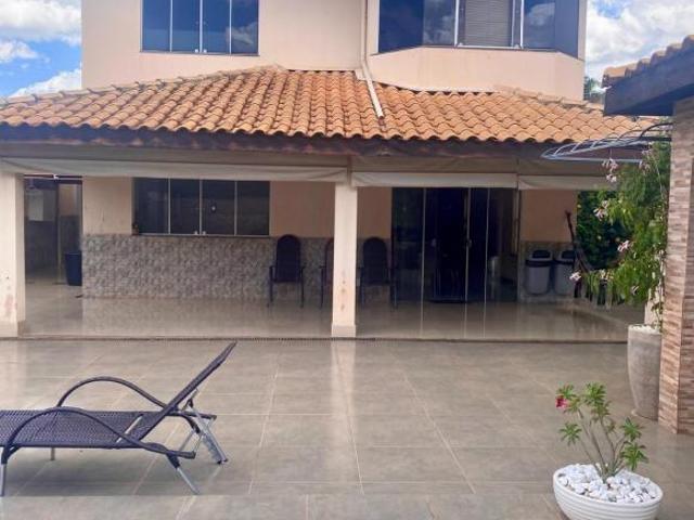 CASA Cleuzadir Luíza da silva Casa em Condomínio com 3 Quarto s por R$ 1700000.00 no setor Loteam