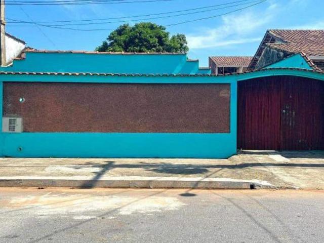 Casa co piscina churrasqueira sendo 2 quartos em Itanhaém Grande Lote