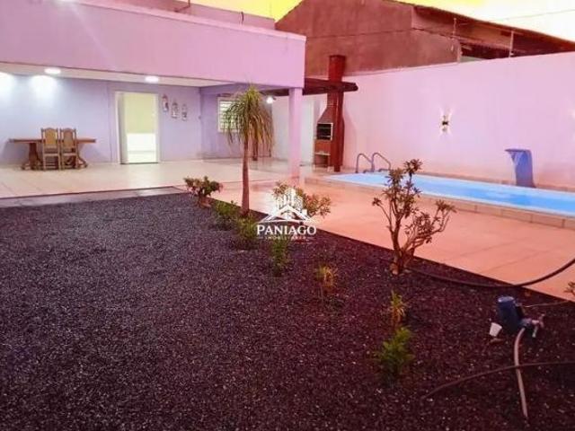Casa co Piscina a Venda no Bairro Paiaguás em Várzea Grande