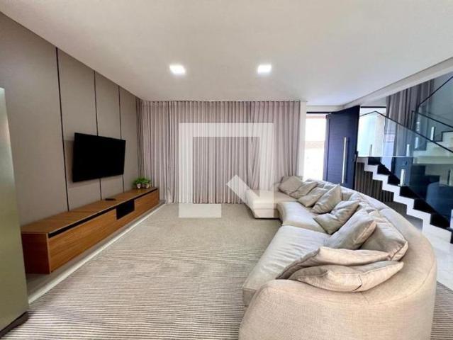 Casa, Colônia Agrícola Samambaia, 3 Quartos, 180 m2 Brasília