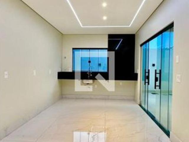 Casa, Colônia Agrícola Samambaia, 3 Quartos, 190 m2 Brasília