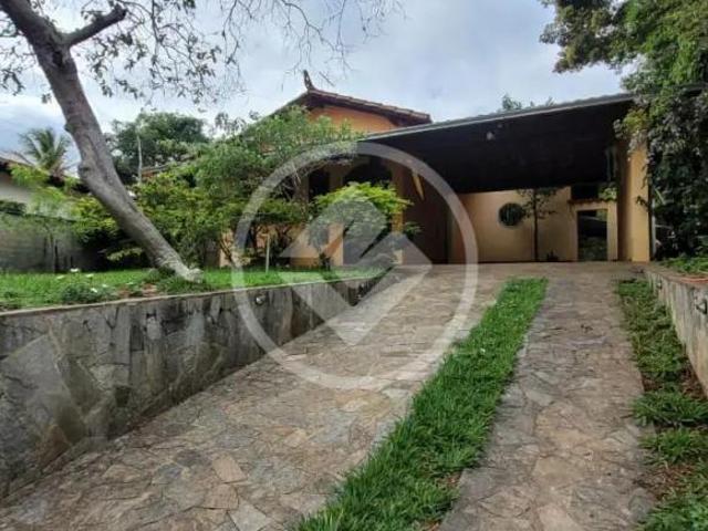 Casa Colonial Centro Lagoa Santa/MG 03 quartos 01 suíte em lote de 2.500m