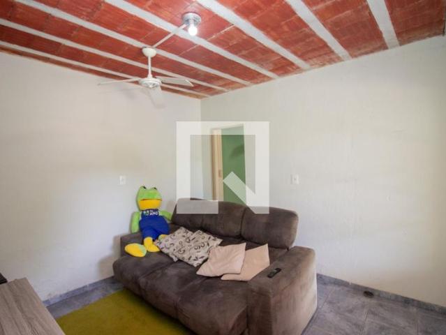 Casa, Colonial, 2 Quartos, 70 m2 Contagem