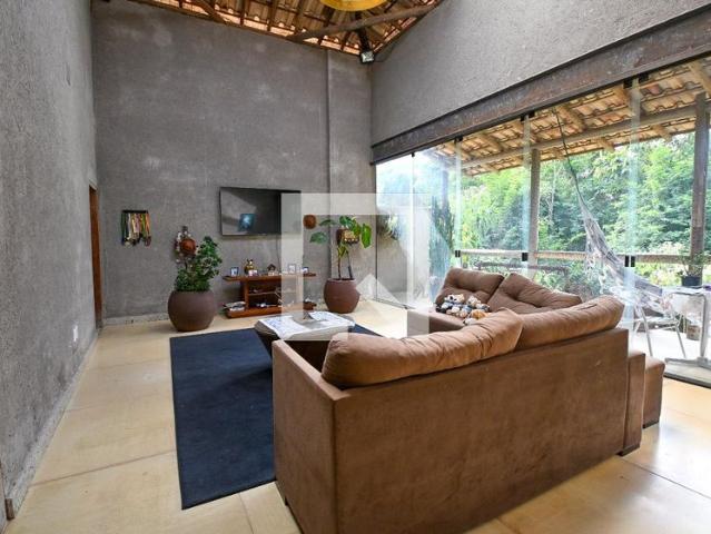 Casa, Colonial, 3 Quartos, 230 m2 Contagem