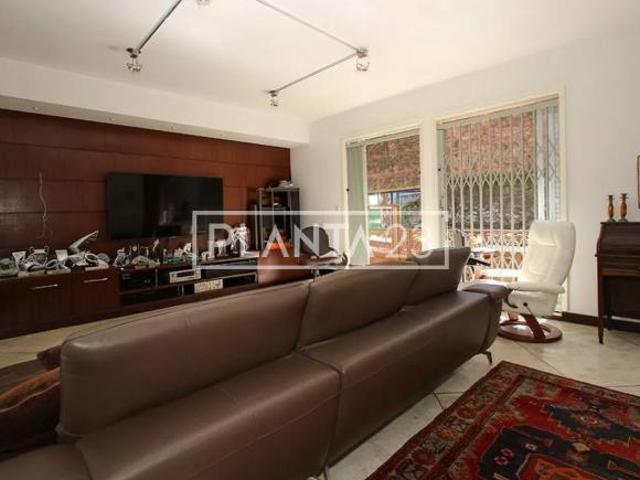 Casa com 400 m², 1 quarto sendo 1 suíte à venda no bairro Jardim Europa