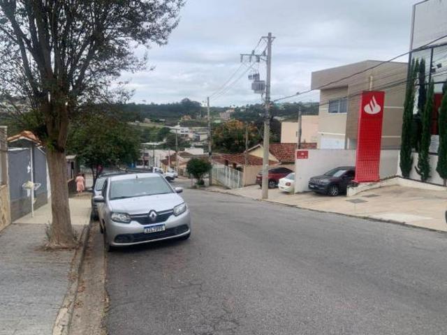 Casa com 400 m² à venda no Centro