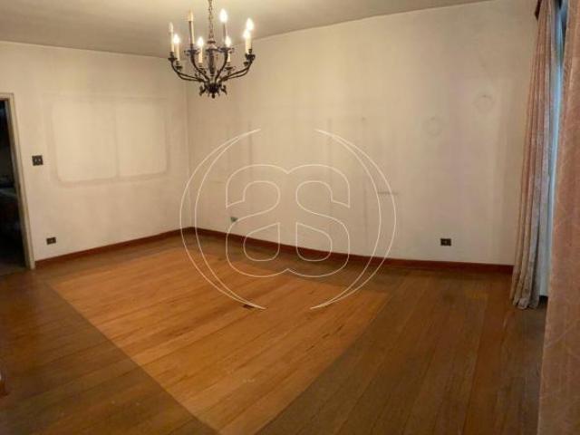 Casa com 400 m² e 3 quartos à venda e aluguel, Vila Nova Conceição