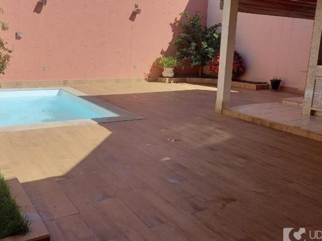 Casa com 400 m² e 3 quartos à venda em Nossa Senhora Aparecida