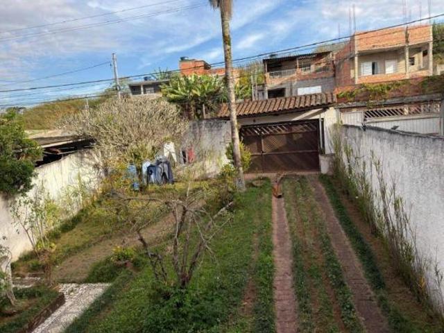 casa com 400 metros de terreno grande espaço externo