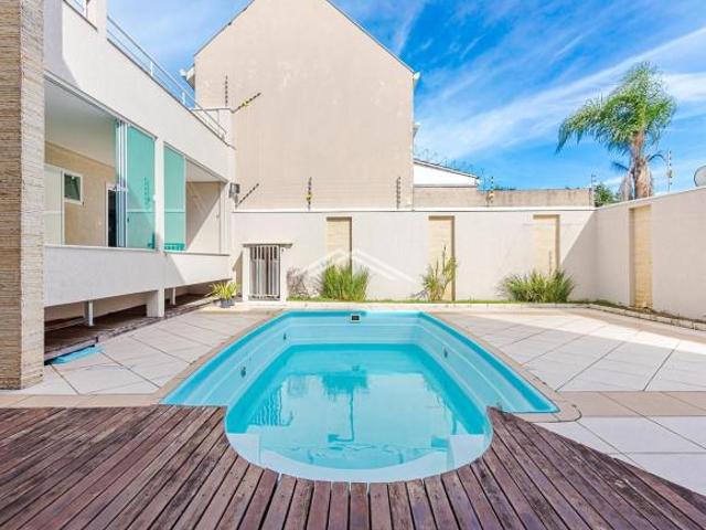 Casa com 405 m², 4 suítes, piscina, à venda no São Braz