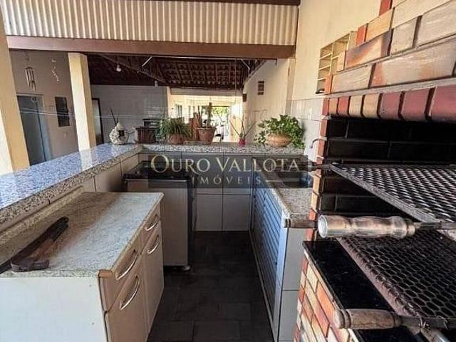 Casa com 410m² em Irapuru
