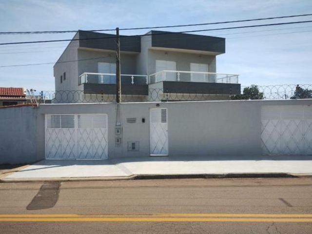 Casa com 412 m² e 6 quartos à venda em Parque da Figueira