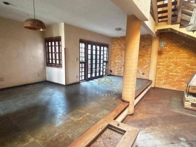 CASA COM 432M² À VENDA NO BAIRRO CASTELO NA CIDADE DE VALINHOS/SP