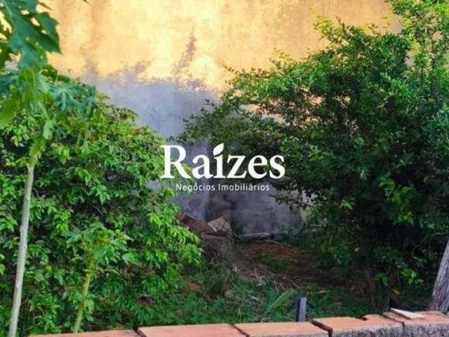 Casa com 4/4 sendo 1 suíte no Aclimação