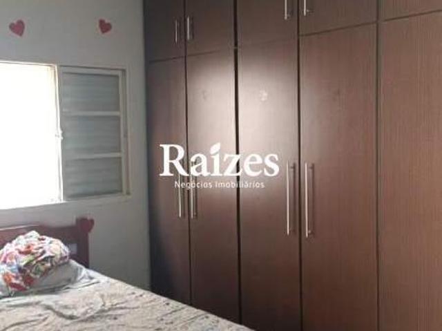 Casa com 4/4 sendo 1 suíte no Cidade Jardim