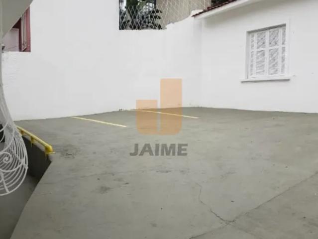 Casa com 450 m² no bairro Pacaembu