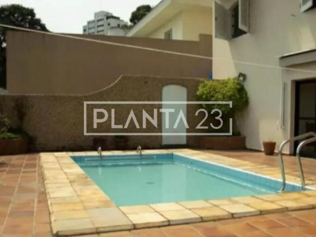 Casa com 465 m², 4 quartos sendo 4 suítes à venda no bairro Sumarezinho