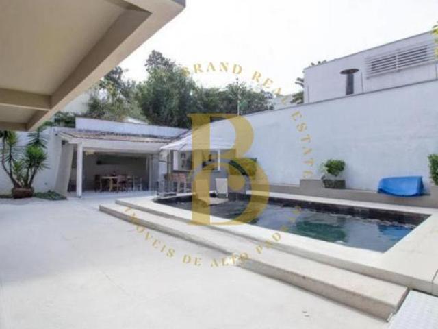 Casa com 480 m², à venda no bairro Alto de Pinheiros