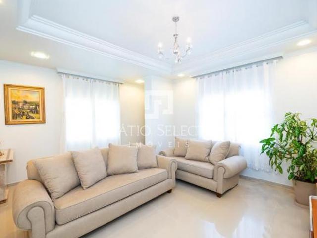 Casa com 494.52 m², 4 quartos sendo 3 suítes à venda no bairro Cascatinha