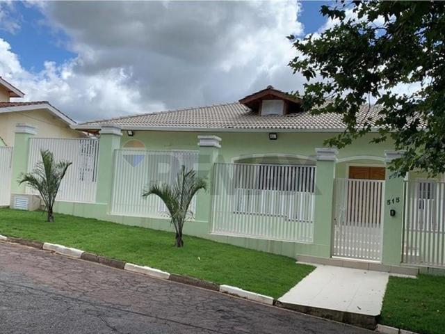 Casa com 4 dorm, sendo 3 suites 371,93m² para locação no Cond. Flamboyant Atibaia SP