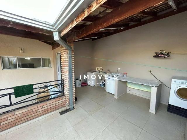 Casa com 4 dormitórios de frente para o lago à venda no Condomínio Zuleika Jabour Salto/SP