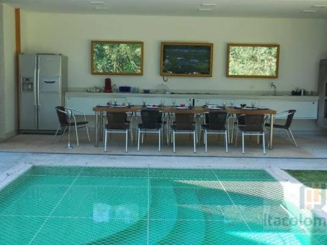Casa com 4 dormitórios para alugar, 900 m² por R$ 67.690,00 Tamboré Barueri/SP