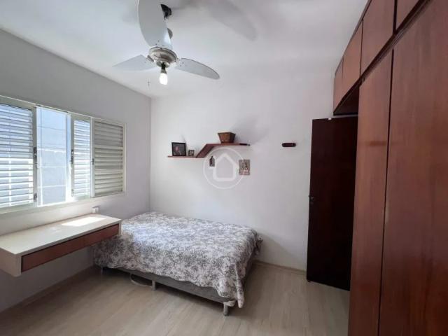 Casa com 4 dormitórios sendo uma suíte