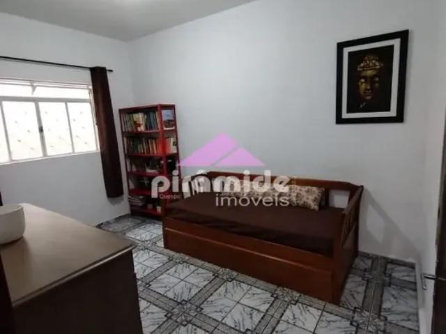 Casa com 4 dormitórios à venda, 196 m² por R$ 395.000,00 Vila Antônio Augusto Luiz Caçapava/SP