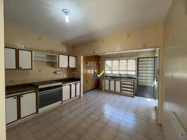 Casa com 4 dormitórios à venda, 266 m² por R$ 850.000,00 Vila Henrique Salto/SP