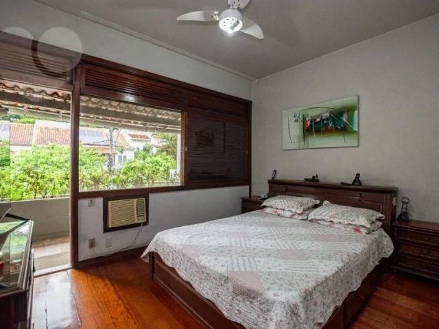 Casa com 4 dormitórios à venda, 200 m² por R$ 1.680.000,00 São Francisco Niterói/RJ