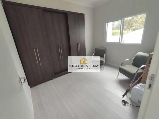 Casa com 4 dormitórios à venda, 350 m² por R$ 1.650.000,00 condomínio Parque Vale dos Lagos Jaca