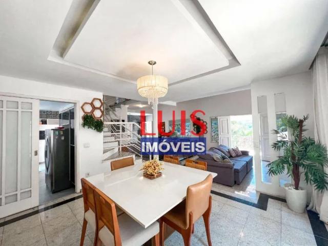 Casa com 4 dormitórios à venda, 470 m² por R$ 1.300.000,00 Pendotiba Niterói/RJ