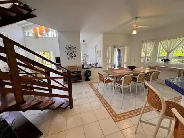 Casa em Condomínio na Praia da Baleia | 4 Dormitórios, Piscina Privativa e Varanda Gourmet