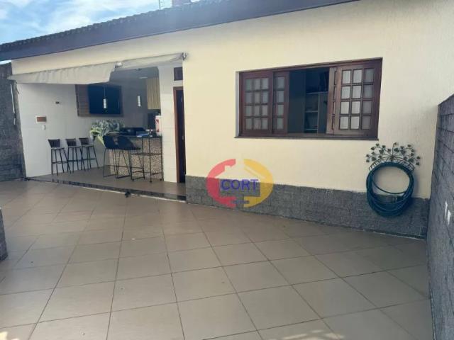 Casa com 4 dormitórios, 300 m² venda por R$ 2.200.000,00 ou aluguel por R$ 10.500,00/mês Arujázi