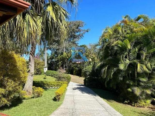 Casa com 4 dormitórios Mobiliada Parque das Laranjeiras Itatiba/SP