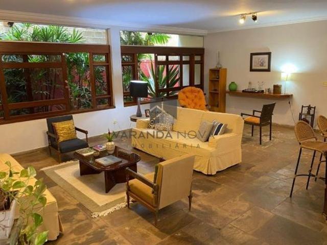 Casa com 4 Dormitorios no Alto da Boa Vista com 538m2 e 7 Vagas
