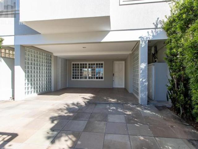 Casa com 4 dormitórios no Espírito santo