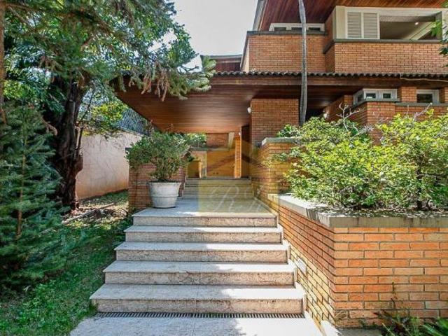Casa com 4 dormitórios à venda, 1023 m² Jardim Cordeiro São Paulo/SP
