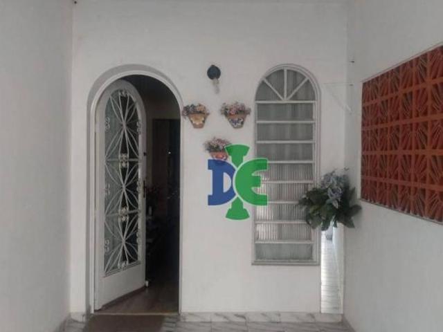 Casa com 4 dormitórios à venda, 120 m² por R$ 640.000,00 Centro Jacareí/SP