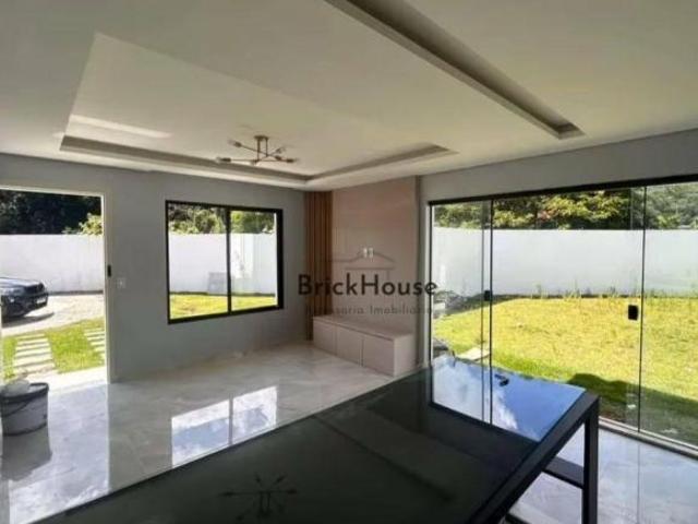 Casa com 4 dormitórios à venda, 140 m² por R$ 1.100.000,00 Taboão São Roque/SP