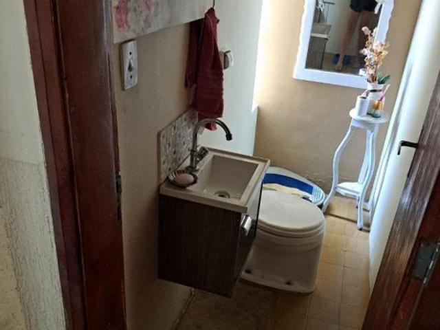 Casa com 4 dormitórios à venda, 140 m² por R$ 530.000 Vila Jaboticabeira Taubaté/SP