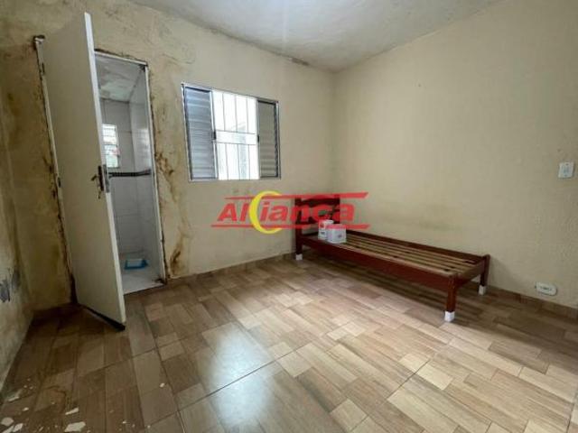 CASA COM 4 DORMITÓRIOS A VENDA,141 M² Jardim Baruch Guarulhos SP